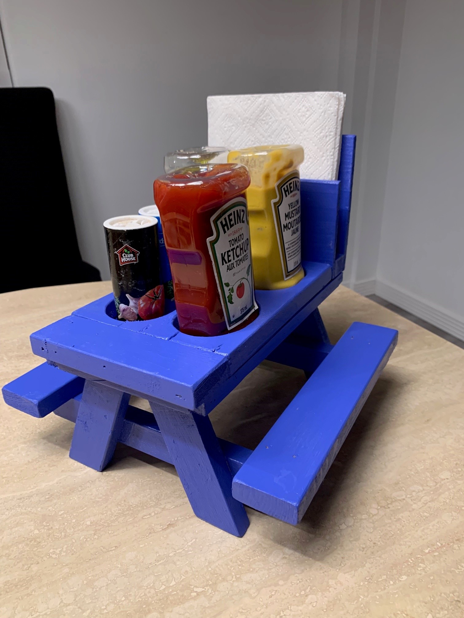 Condiment Picnic Table – I Used to be a Pallet