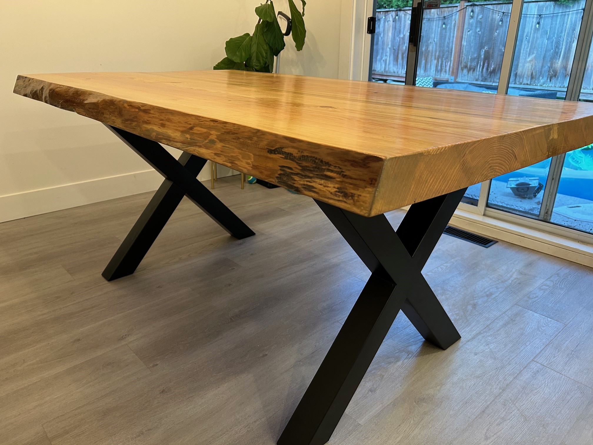 P678 – Live Edge Table Top – I Used to be a Pallet